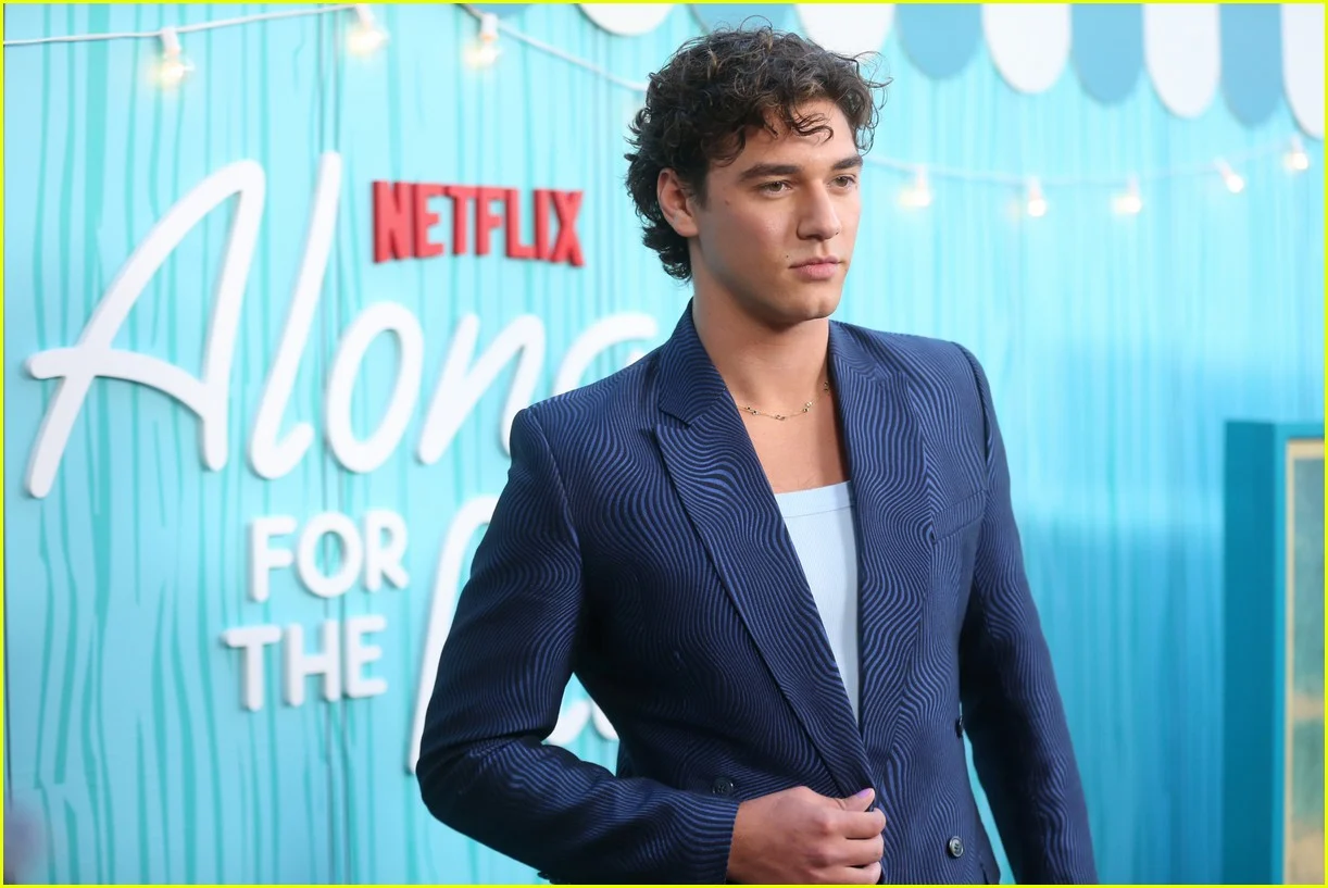 Prime Video anuncia nomes principais da adaptação de ‘Off-Campus ...